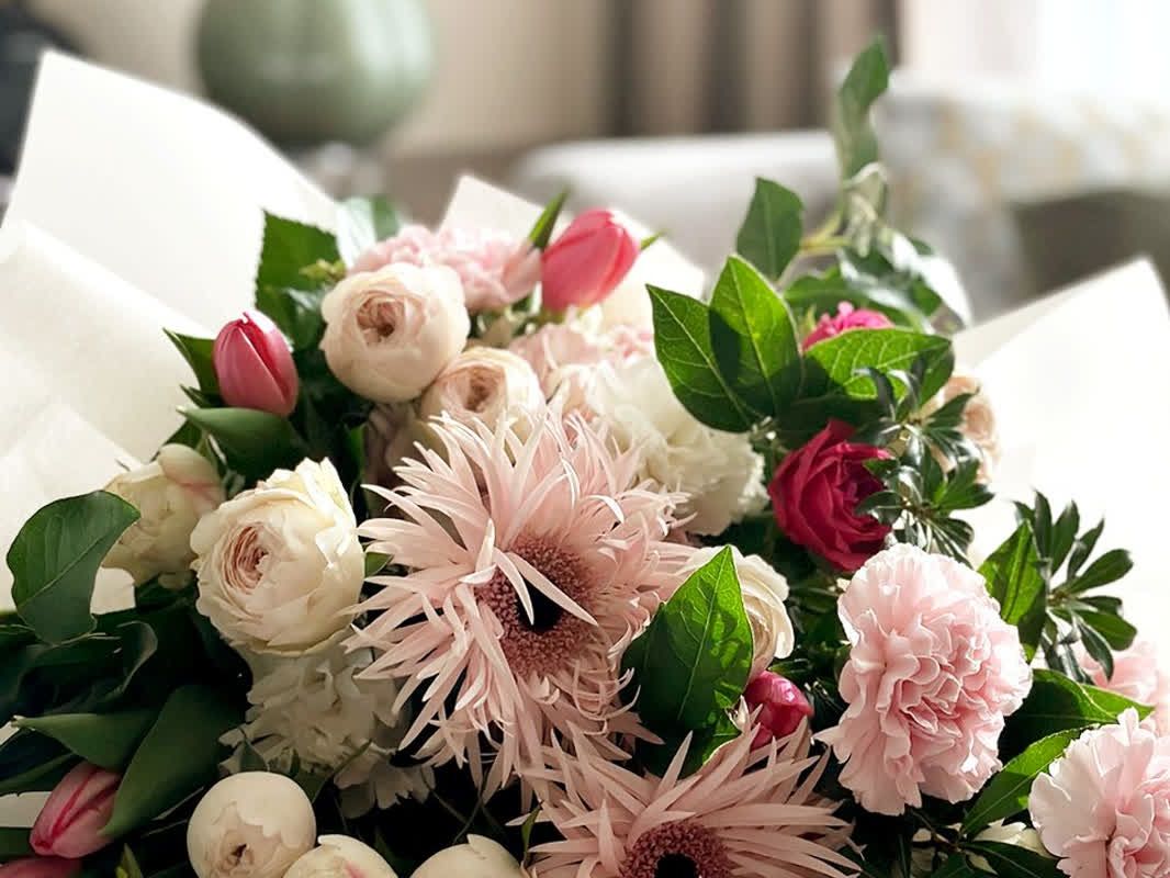 남산 뷰+온수풀+치즈 플래터까지… 앰배서더 서울 풀만, 커플 전용 호캉스 패키지 ‘스테이 인 러브’